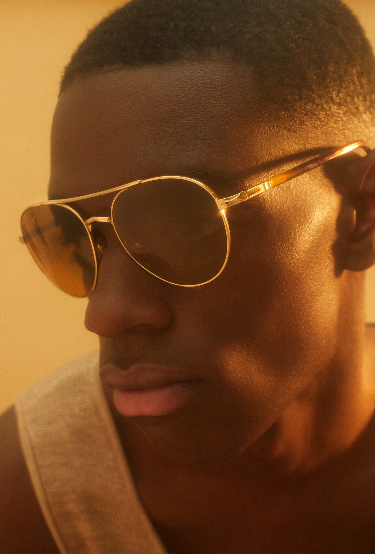 Trending men's sunglasses for winter | Sunglass Hut®